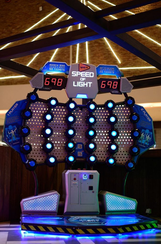 Speed of light | Arkadne igre | Iznajmljivanje